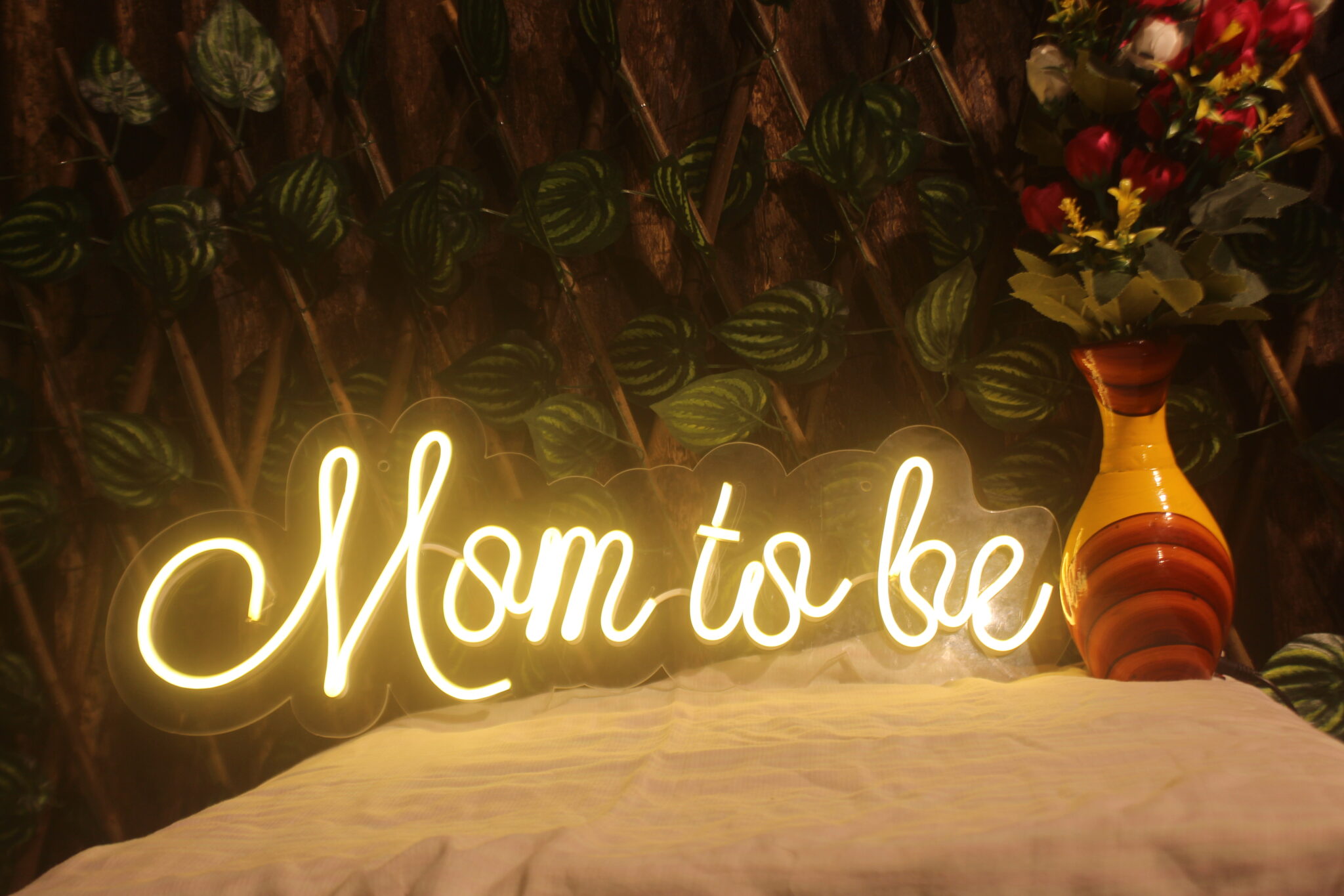 Mom to Be Neon Sign - Neon AddaStunning Bride to Be Neon Sign – Perfect ...